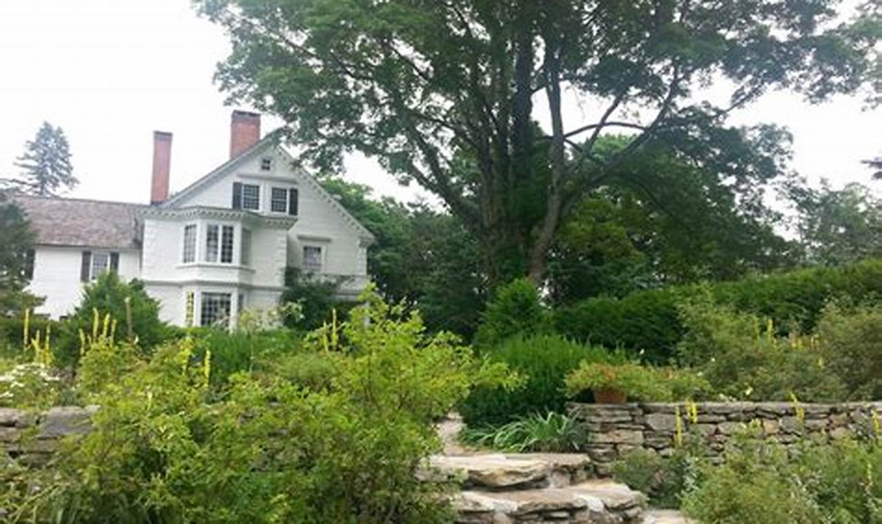 Explore the Bellamy Ferriday House & Garden: History's Bloom